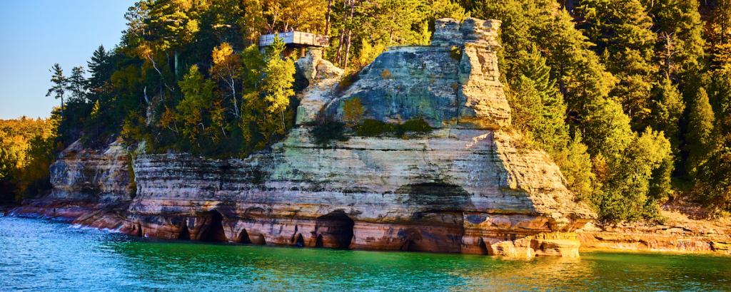 Explore the Best Things To Do on the Great Lakes in Michigan ...